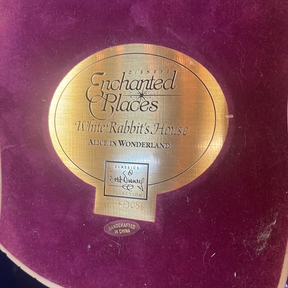 Disney | Other | Disneys Enchanted Places White Rabbits House Alice In ...